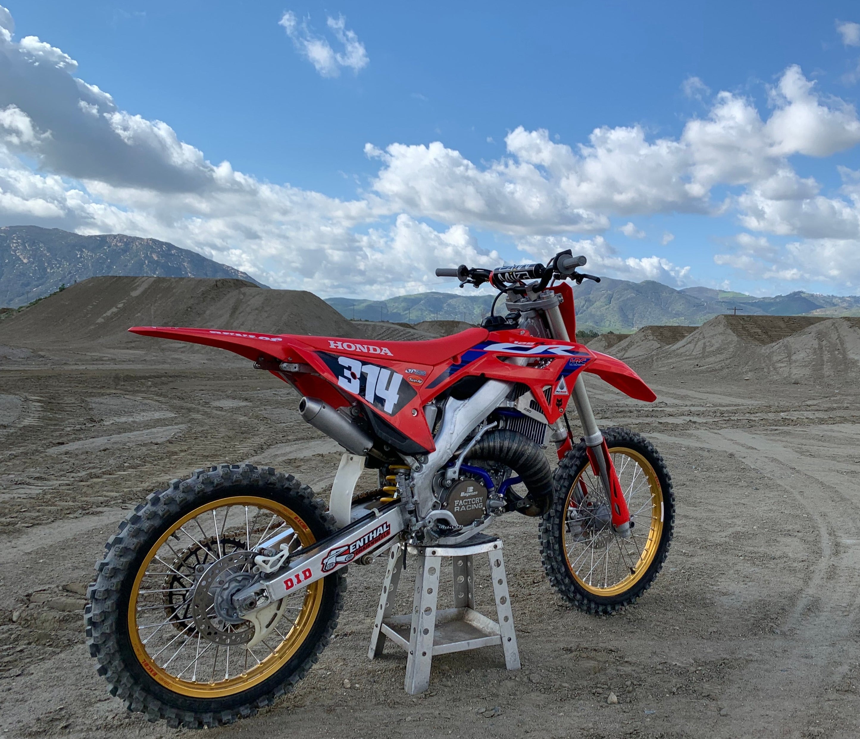 2002-2007 Cr125/Cr250 2022 Plastic Restyle Kit – 🏁Two-Strokes Only🏁